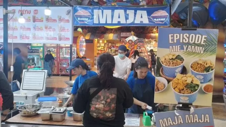 Beda dari yang Lain, Bakmi Maja Sajikan Rasa Unik Bakmi Ayam Gulai ...