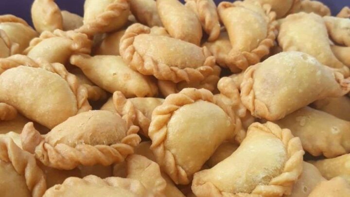 Cocok untuk Sajian Lebaran, Simak Resep Pastel Kering Isi Abon yang ...