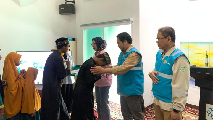 Berbagi Kebahagiaan di HUT ke-29, PLN Indonesia Power Salurkan Santunan ke Anak Yatim dan Dhuafa ...