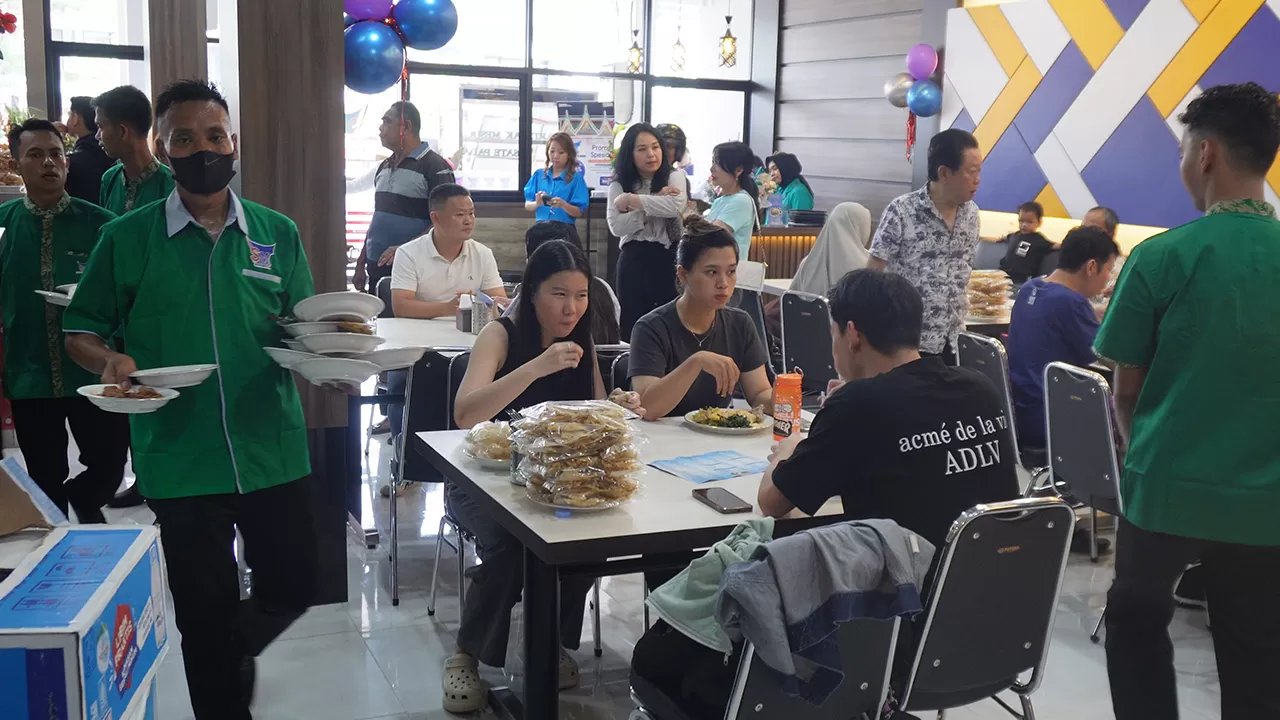 Rumah Makan Padang Surya Manik Hadir di Tanjung Bunga, Kapasitas 200 ...